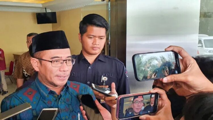 Skandal Hasyim Asy’ari: DKPP Tetapkan Pemberhentian Tetap - FATIVA.id