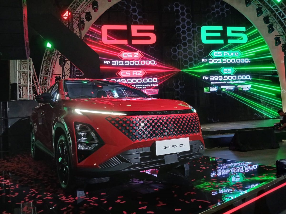 Mobil Baru Chery C5 & E5 Meluncur di RI, Fitur Naik Harga Turun Drastis ...